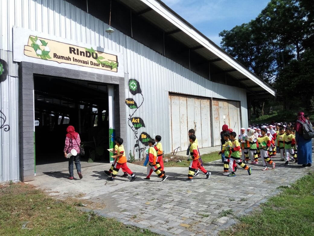 Kunjungan Lapangan SD IT BIAS Yogyakarta di PIAT UGM, Selasa 31 Oktober ...